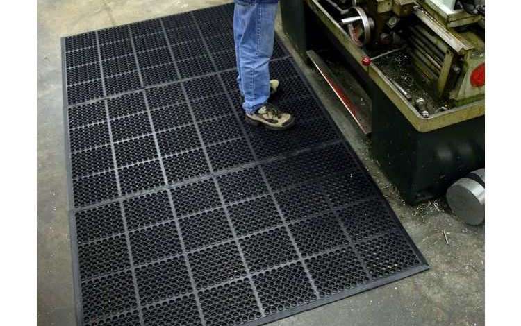 Anti Slip Mats – Alas Anti Licin Praktis untuk Dermaga, Workshop, dan ...